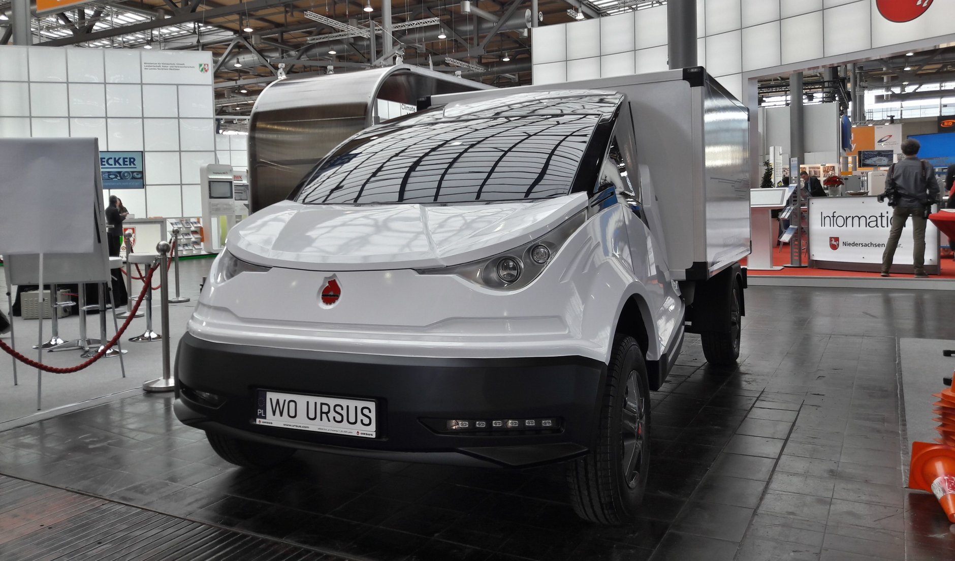 Samochód od Ursusa. Tak wygląda nowe auto - Money.pl